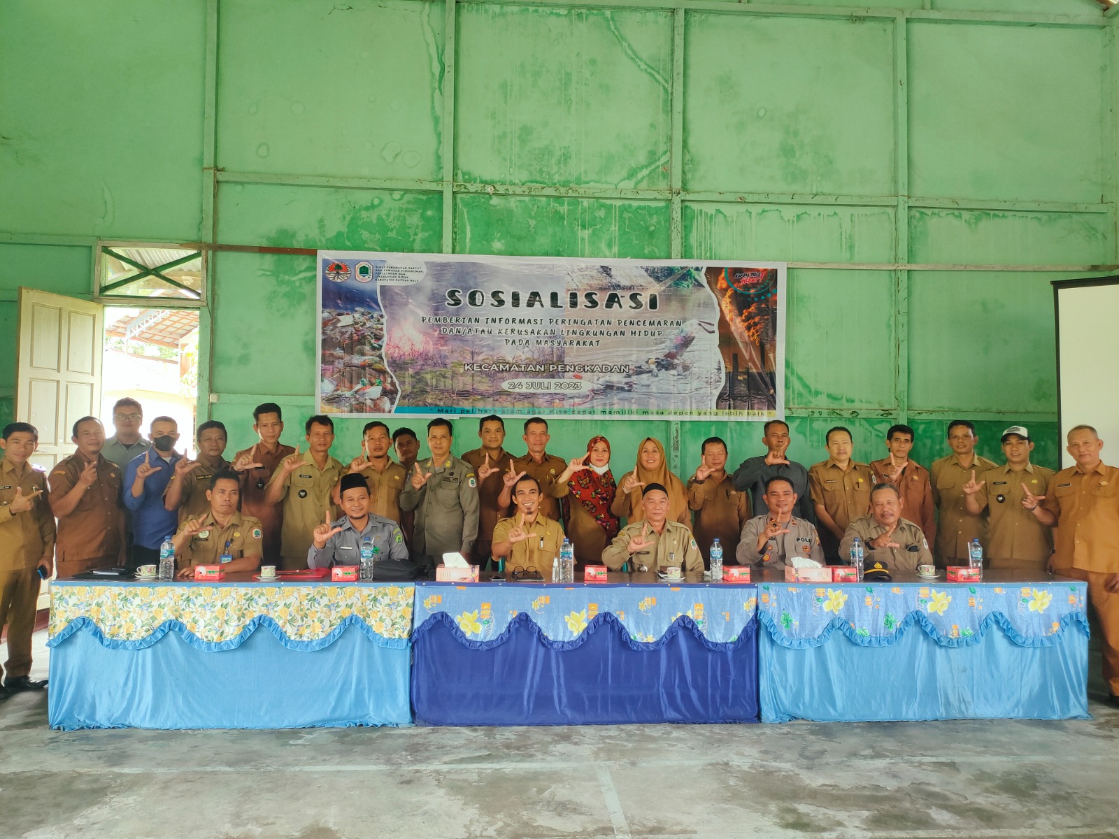 Sosialisasi Pemberian Informasi Peringatan Pencemaran dan Kerusakan Lingkungan Hidup pada ...